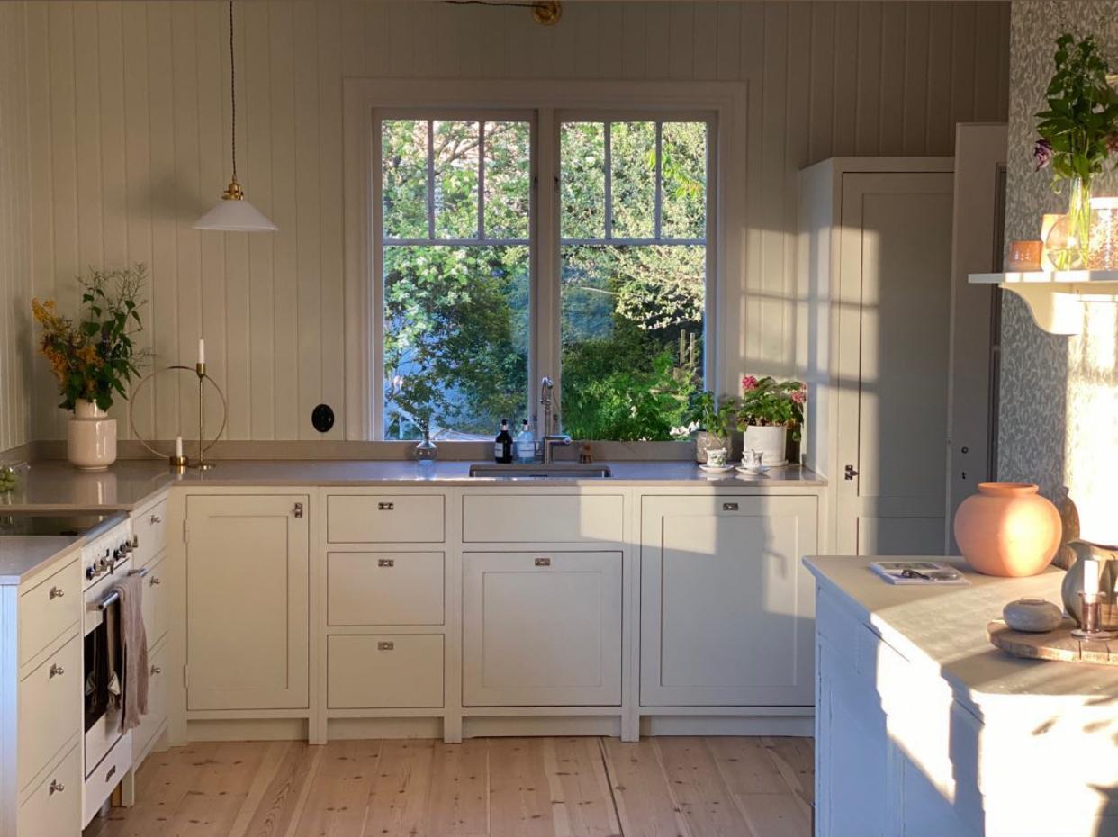 Ola Lustig's kitchen in Gamla Enskede - Scandinavian Shakerkitchen